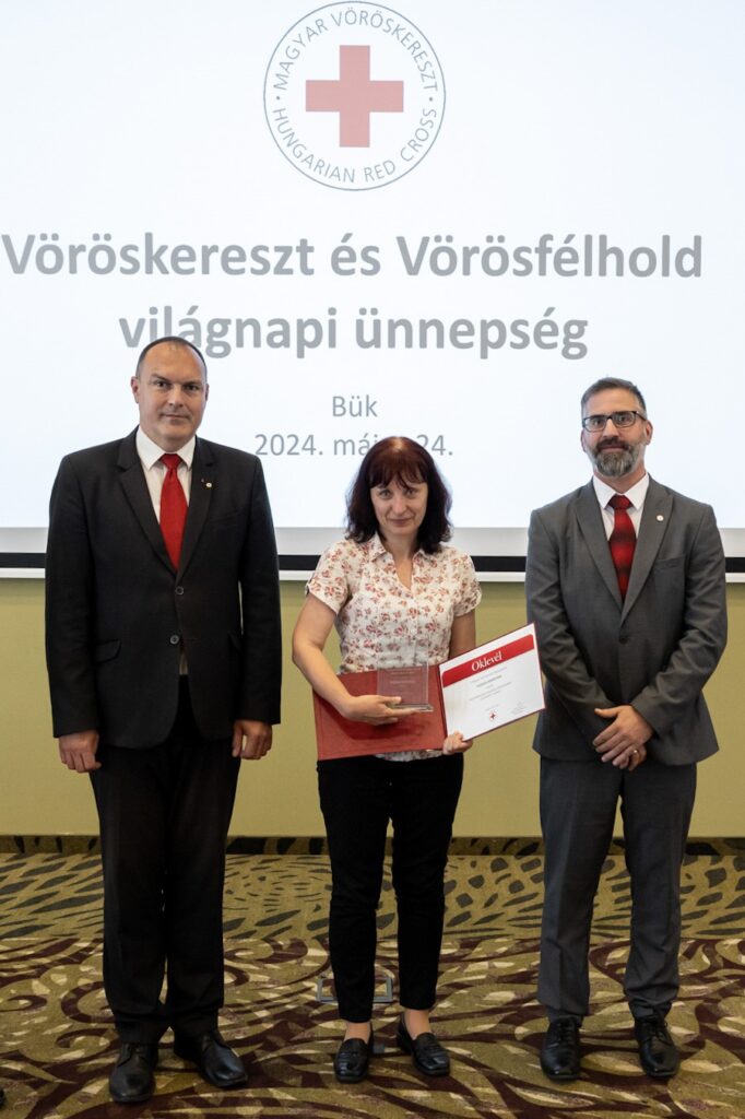 A Vas vármegyei Bükön tartotta a Vöröskereszt világnapi ünnepségét ...